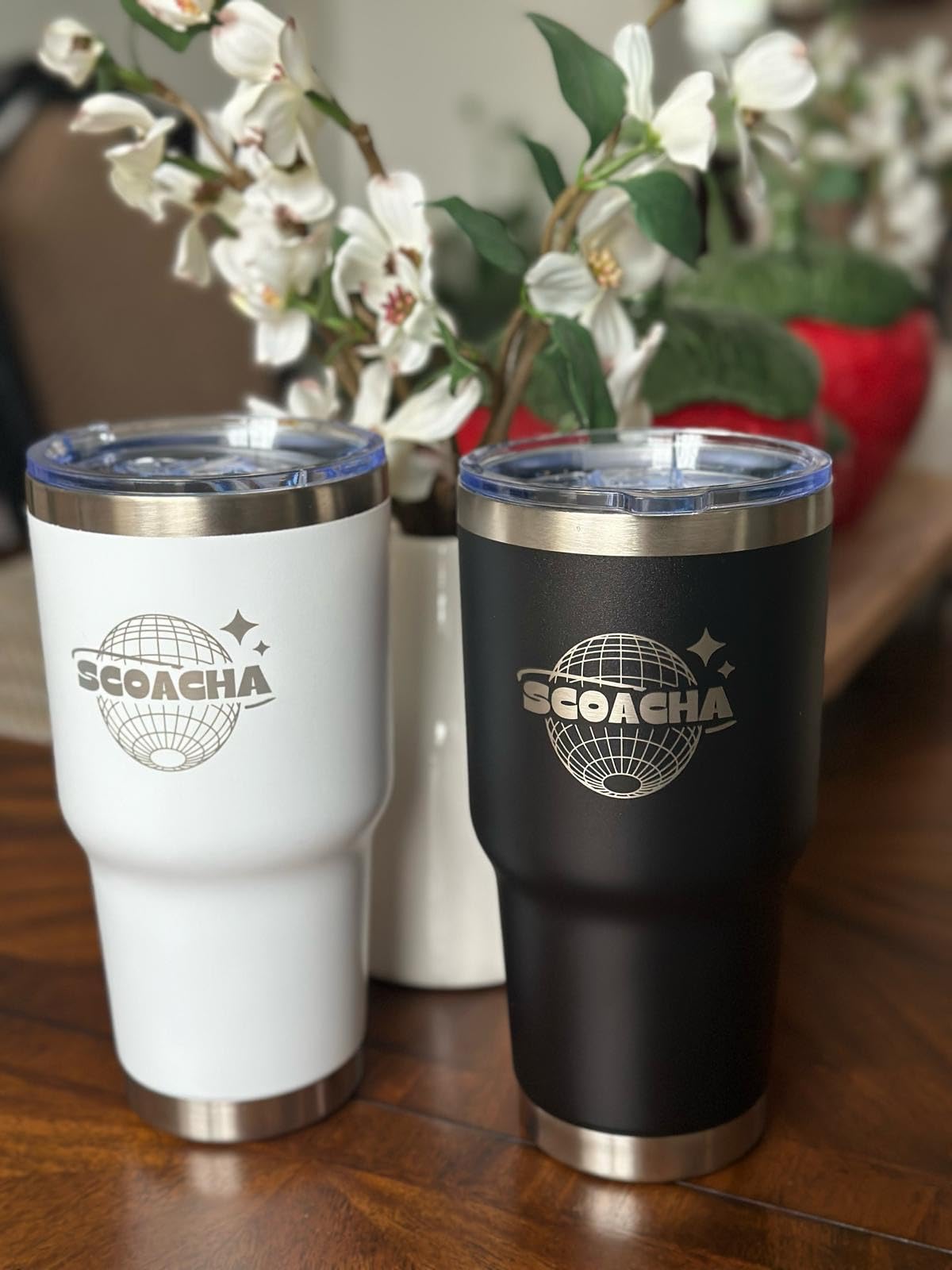 SCOACHA 30 oz Stainless Steel Double Wall Vacuum Insulated Travel Tumbler – Durable and Spill-Proof Lid – Perfect for On-the-Go, Work, and Outdoors. (White)