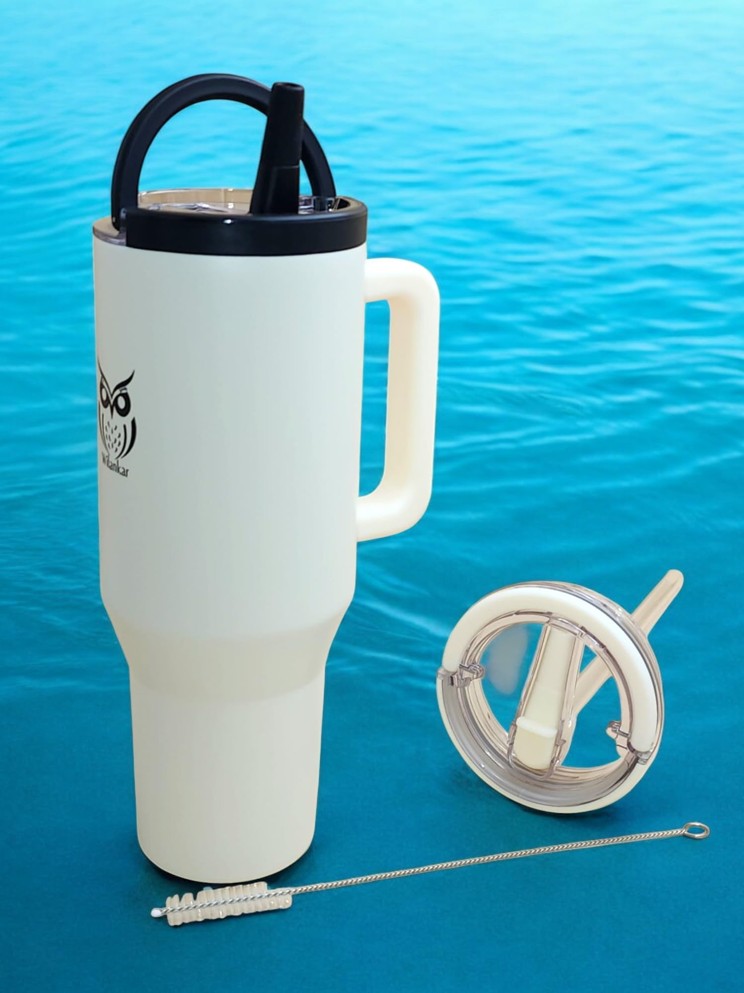 WILANKAR Tumbler 40oz Water Bottle with Lid, Handle & Flip Straw – Leakproof, Cup Holder-Friendly Travel Cup, Insulated Stainless Steel, Dishwasher-Safe, BPA-Free (Cream)