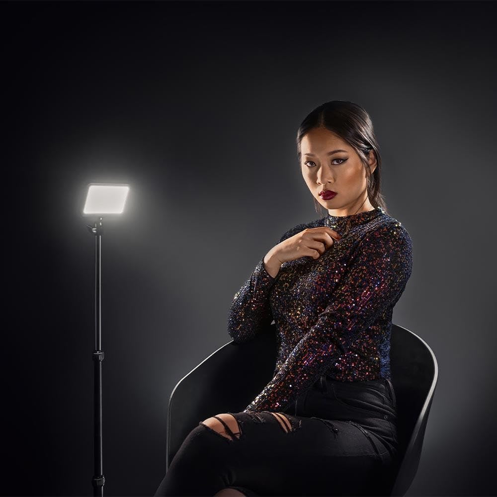 Elgato Key Light Mini β Rechargeable Vlogging Light, Wi-Fi Control Brightness β Color Temp, Perfect for Streaming, Gaming, Video Conferencing, Easy-use App: PC/Mac/iPhone/Android, Black (Renewed)