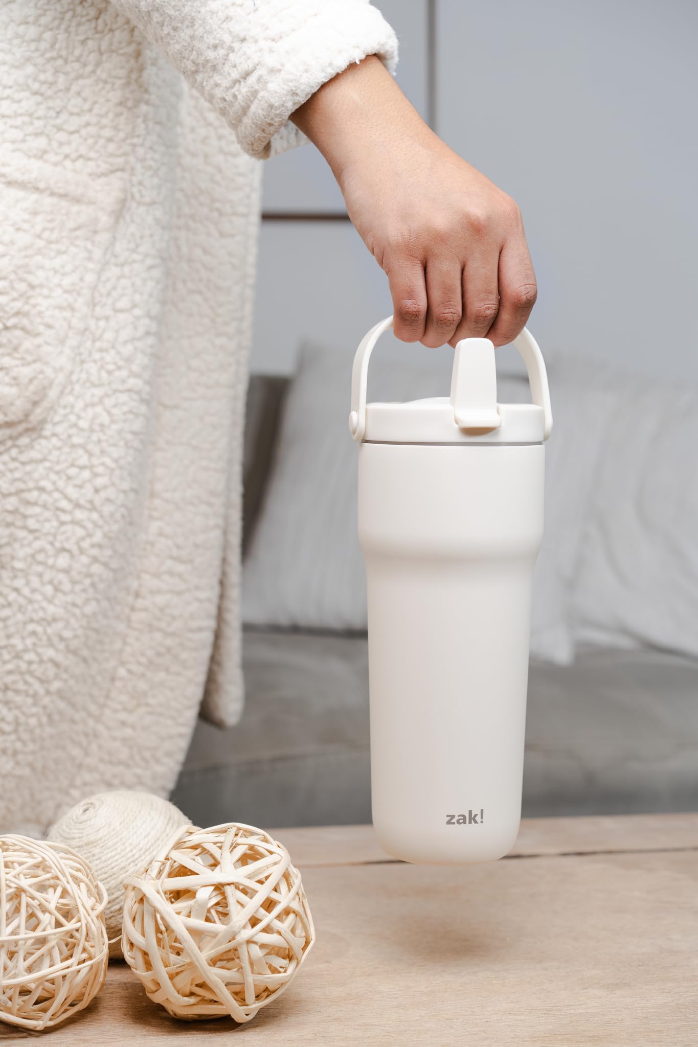 Zak Designs Sutton Travel Tumbler for On the Go, 30oz Stainless Steel with Vacuum Insulation, Straw Spout, Carry Handle for Cold Drinks (Cream White)