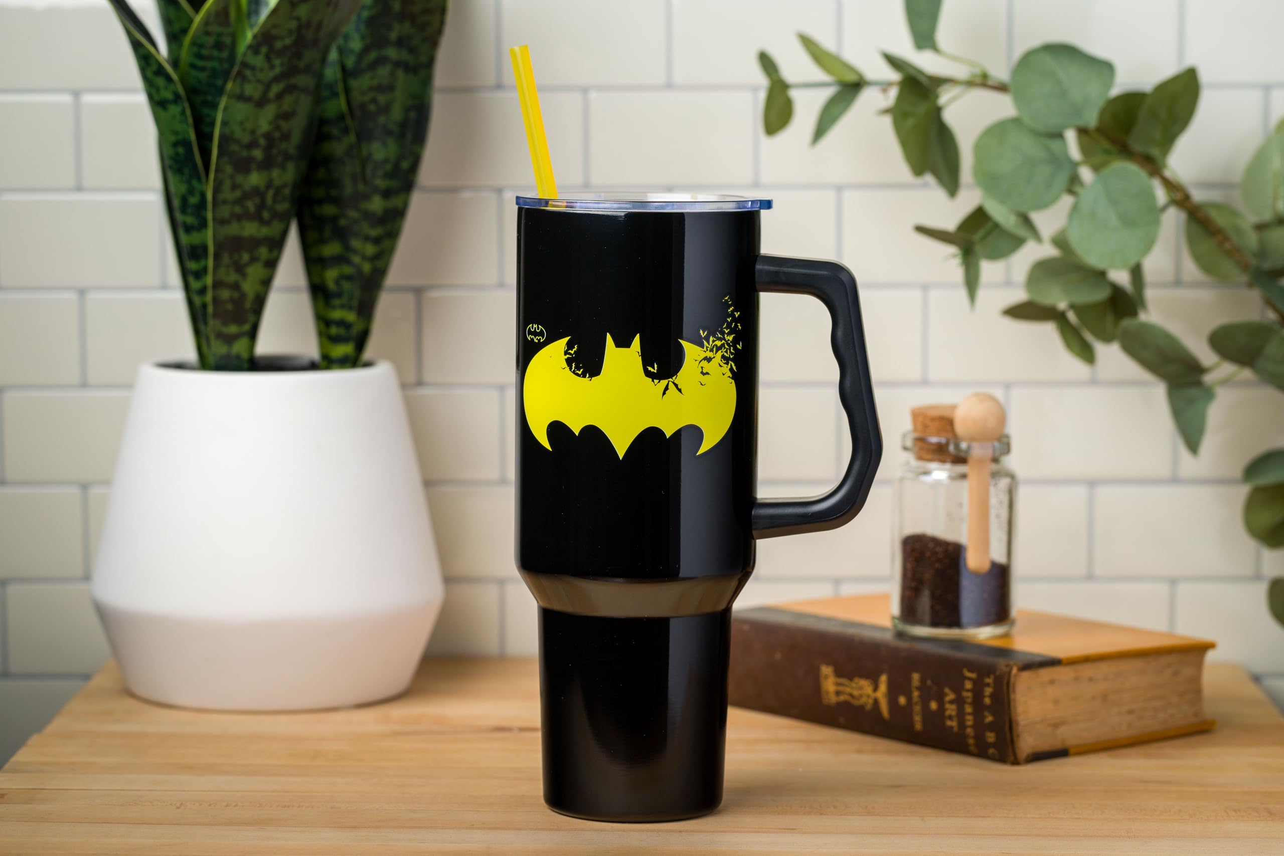 Silver Buffalo DC Comics Batman Logo Stainless Steel Tumbler with Handle and Straw, Fits in Standard Cup Holder, 40 Ounces