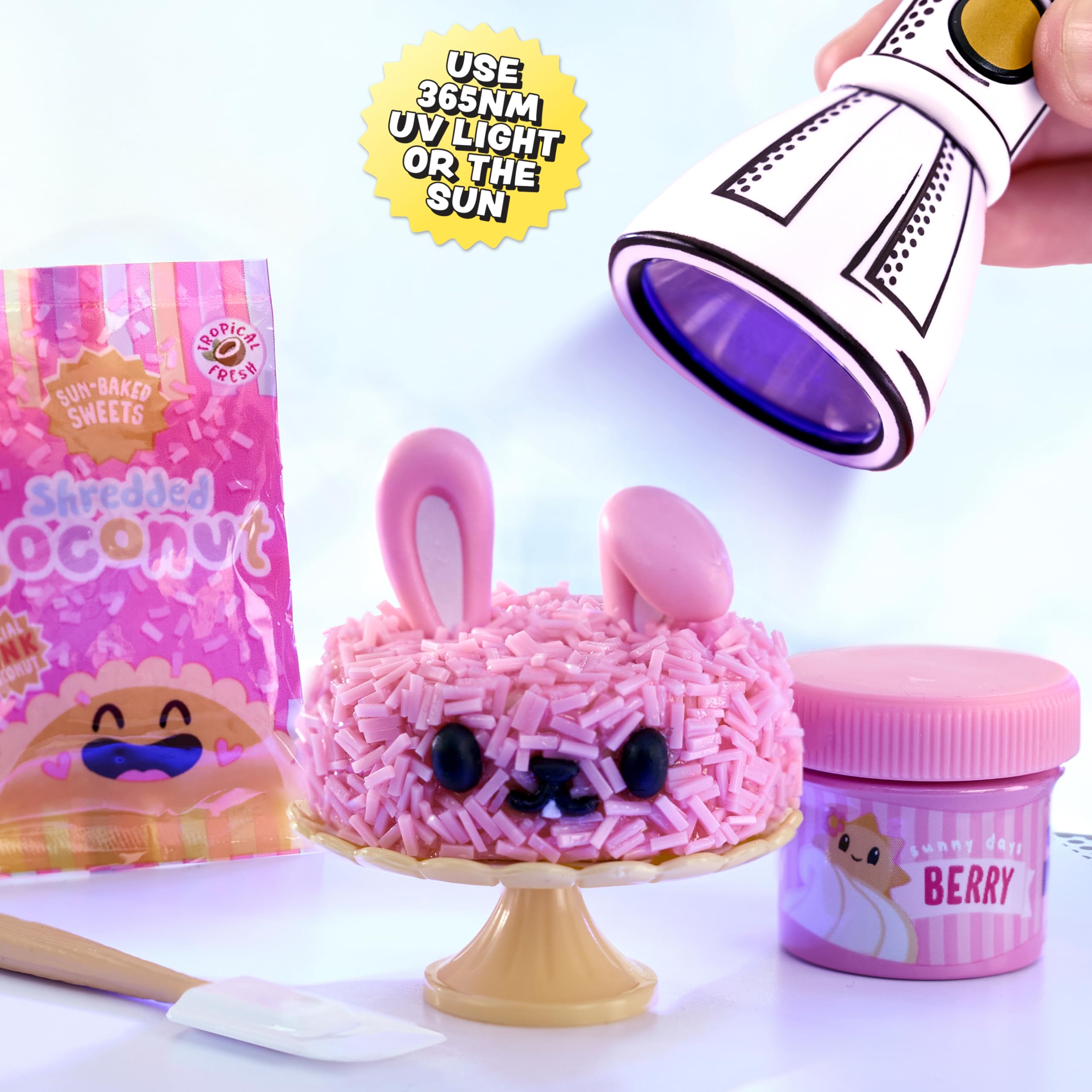 MGA's Miniverse Make It Mini Make It Mini Spring (3 Pack) - Spring, Seasonal, Easter, Blind Pack, DIY, Crafts, Activity, Resin Play, Replica Food, NOT Edible, Collectors, 8+