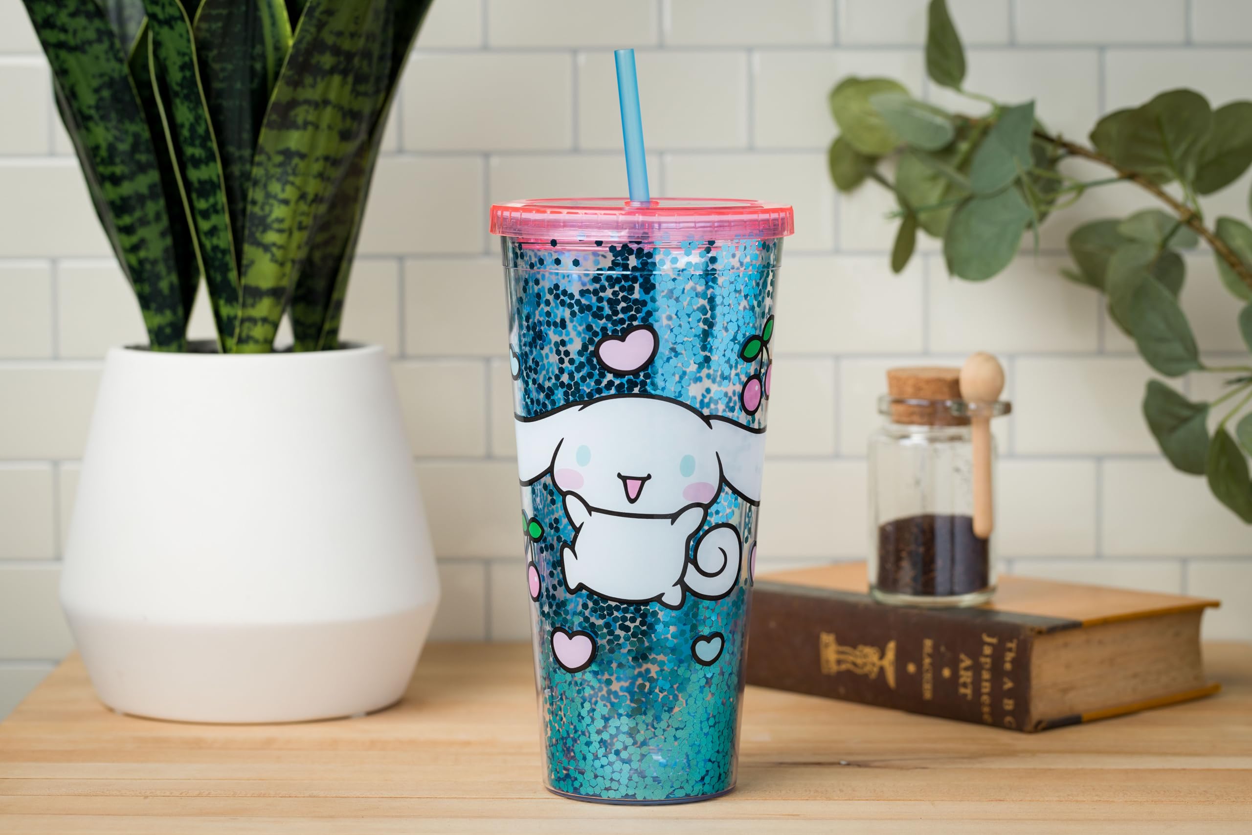 Silver Buffalo Sanrio Hello Kitty and Friends Cinnamoroll Hearts and Cherries Plastic Confetti Cold Cup with Lid and Straw, 32 Ounces