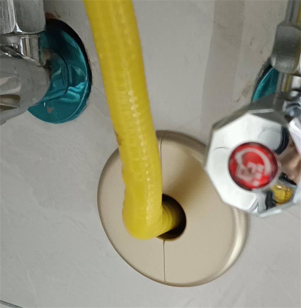 2 Pcs Wall Split Flange Self-Adhesive tape Round Escutcheon Various pipes Plate Cover for Water Pipe Faucet Decoration Accessories (26mm/1.04in)