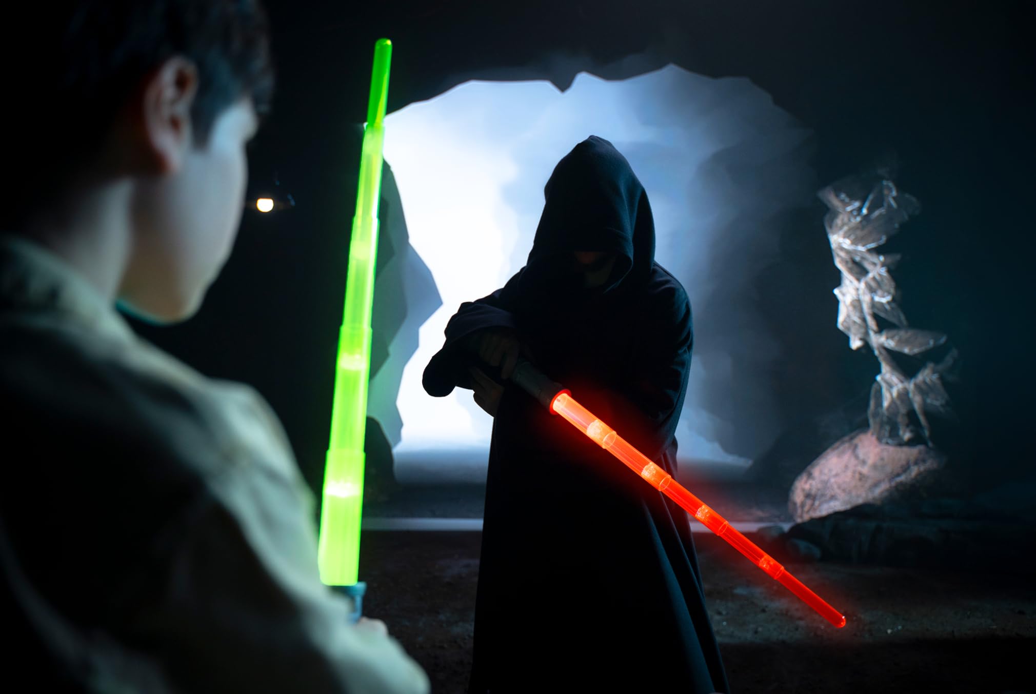 Goliath Power Saber Energy Blade Green First Ever Automatic Saber Auto Extending & Retracting Saber Extends 35" (90cm) Motion Based SFX Ages 6 and up