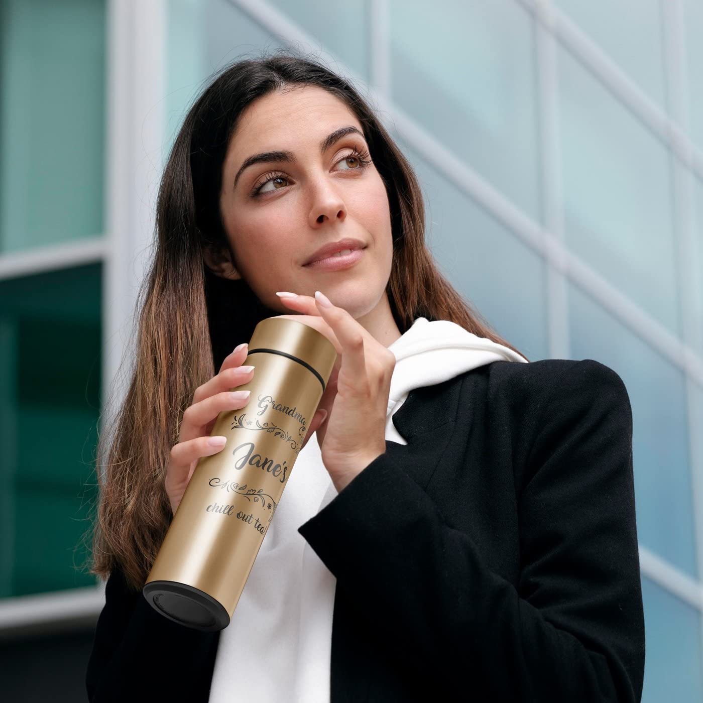 Maverton Travel Mug with engraving for woman - Customized Thermo mug for lady - Removable tea infuser - Lightweight design - LED Temperature Display - Personalized gadget for her - CHILL OUT