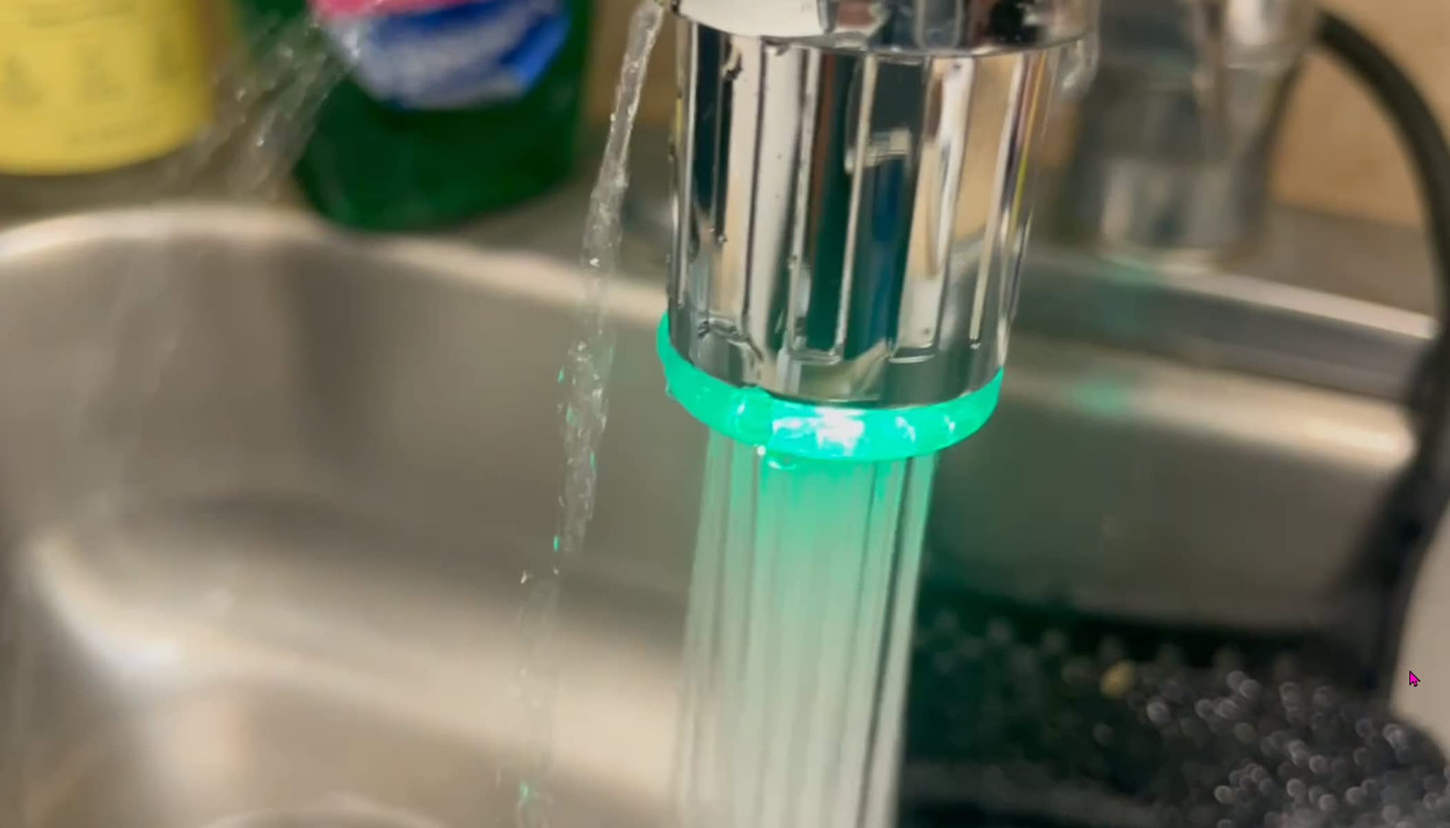 Led Faucet Lights with 7 Colors - Bathroom Faucet Aerator Bathroom Sink - Led Faucet Adapter Light - Glowing Faucet Light for Kitchen or Bathroom Sink, Fits Most Faucets