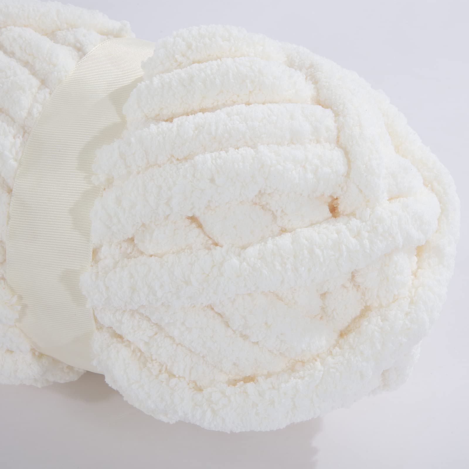 HOMBYS White Chunky Chenille Yarn for Crocheting, Bulky Thick Fluffy Yarn for Knitting,Super Bulky Chunky Yarn for Hand Knitting Blanket, Soft Plush Yarn, 8 Jumbo Pack (27 yds,8 oz Each Skein)