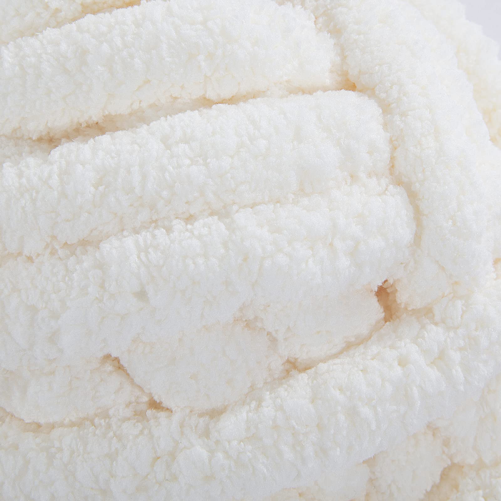 HOMBYS White Chunky Chenille Yarn for Crocheting, Bulky Thick Fluffy Yarn for Knitting,Super Bulky Chunky Yarn for Hand Knitting Blanket, Soft Plush Yarn, 8 Jumbo Pack (27 yds,8 oz Each Skein)