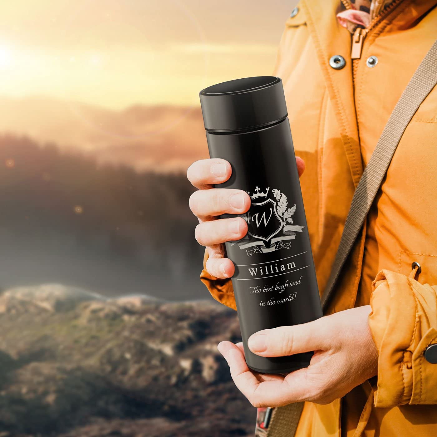 Maverton Travel Mug with engraving for man - 15,2 fl oz flask for him - Removable tea infuser - Lightweight design - LED Display - For Birthday - Personalized gadget for traveler - boyfriend