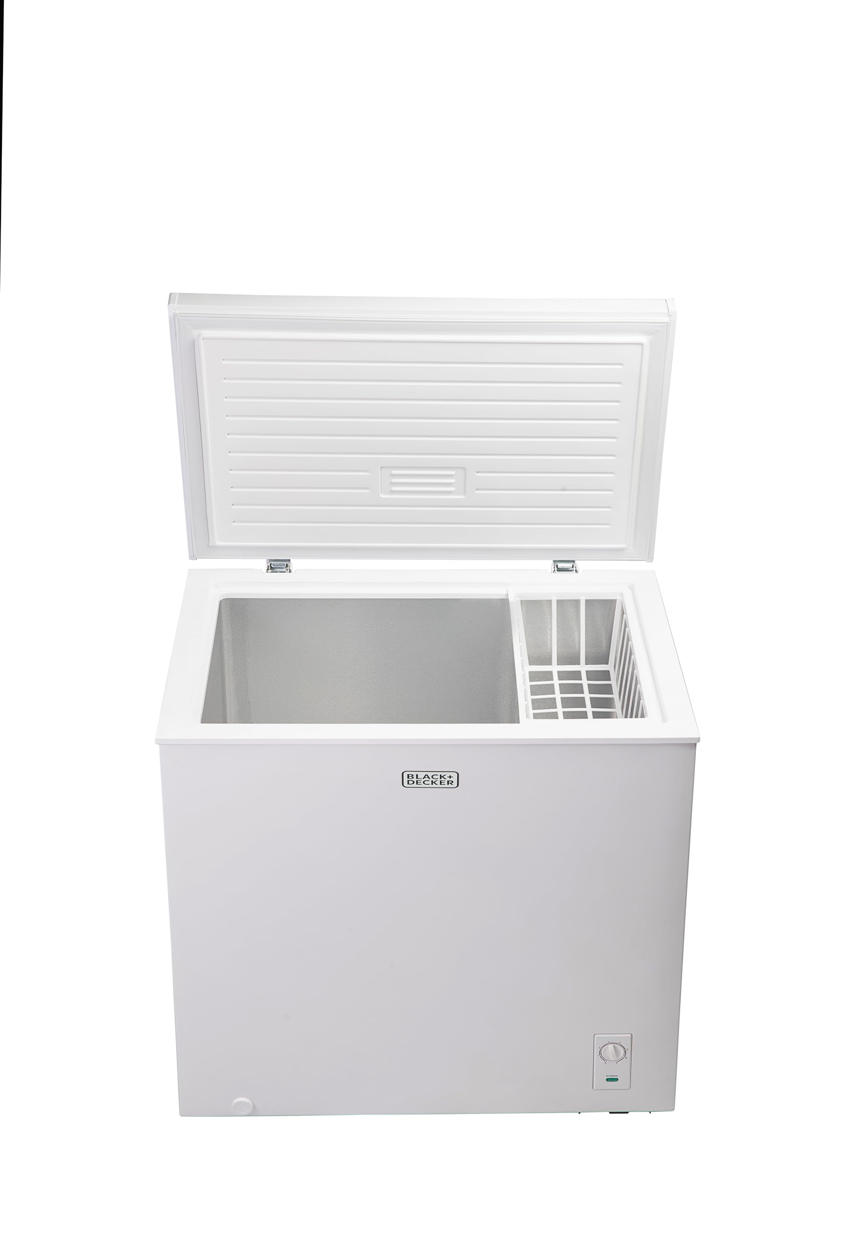 BLACK+DECKER 7.0 Cu. Ft. Chest Freezer, Holds up to 245 Lbs. of Frozen Food with Organizer Basket