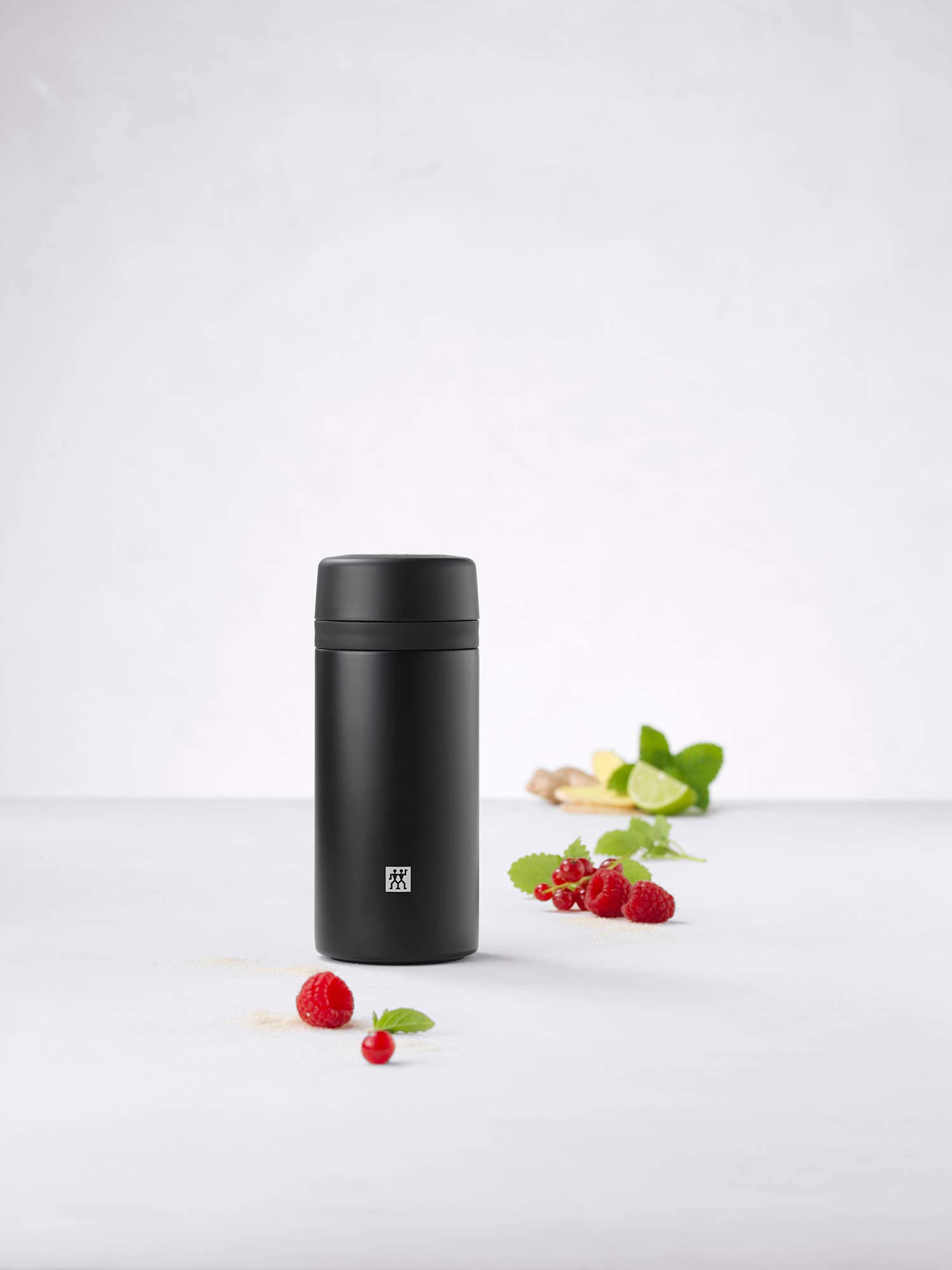 ZWILLING Thermo Tea & Fruit Infuser, 14.2 oz, Matte Black