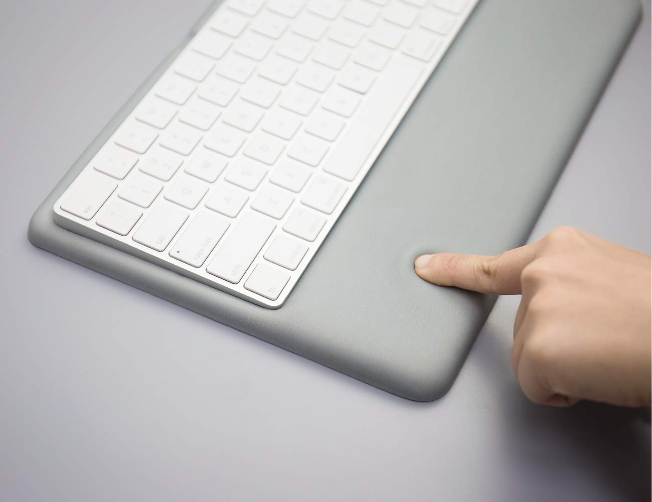 Vaydeer Wrist Rest Ergonomic Keyboard Stand Compatible with Wireless Magic Keyboard 2 with Numeric Keypad (Gray Silicone)