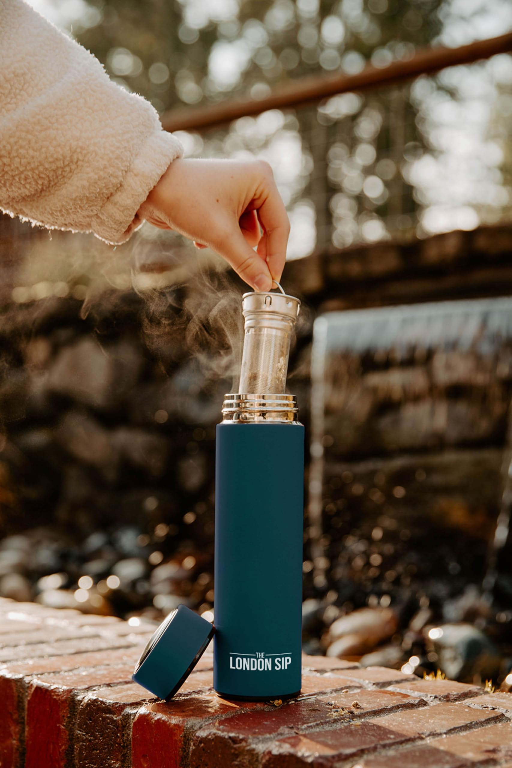 London Sip Multi-Purpose Travel Mug and Tumbler Fruit Infused Flask Hot and Cold Double Wall Stainless Steel Thermos with Extra-Long Infuser, Midnight Teal