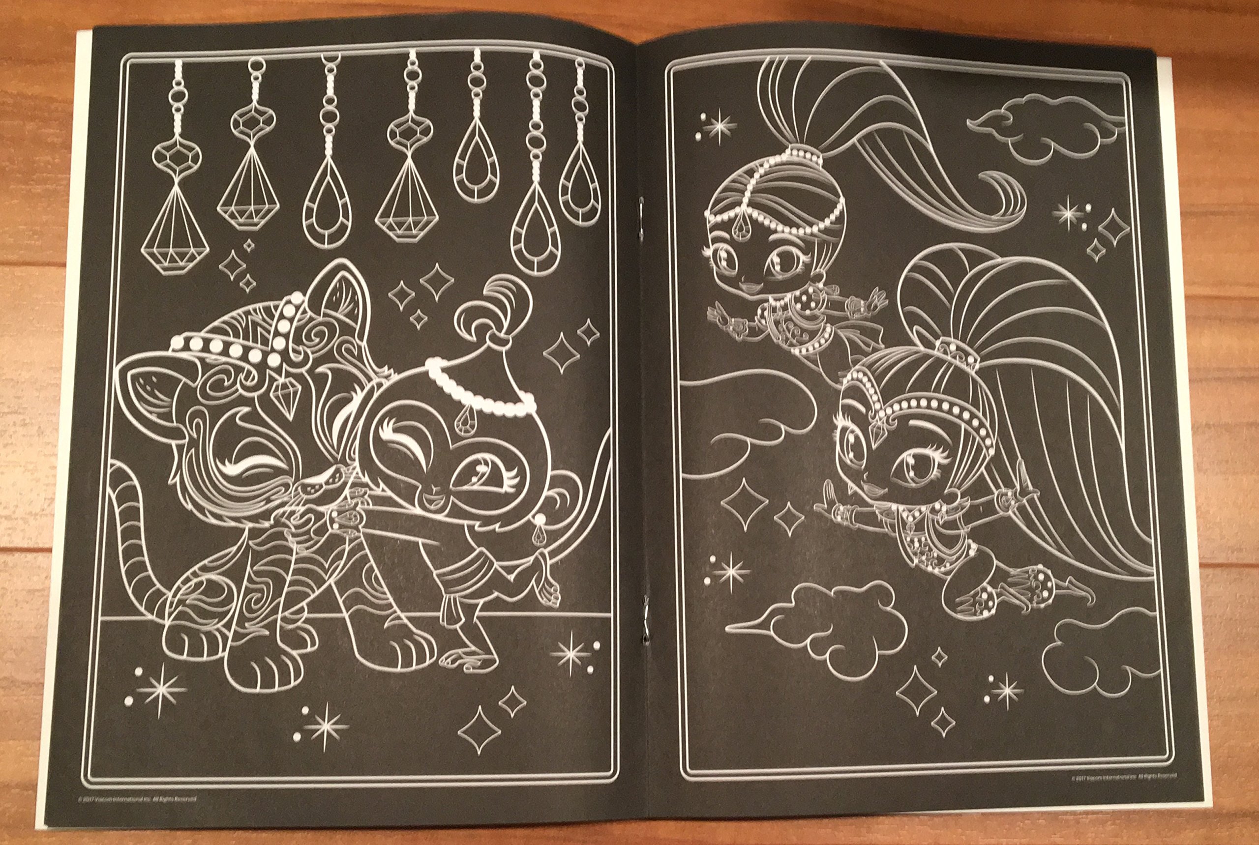 Nickelodeon Shimmer and Shine Bright Idea Book to Color - Includes 4 Milky Crayons (Black Pages to Color)
