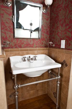 Newport Brass 920/24S Astor Double Handle Widespread Lavatory Faucet with Metal Cross Handles (Low Lea, Satin Gold