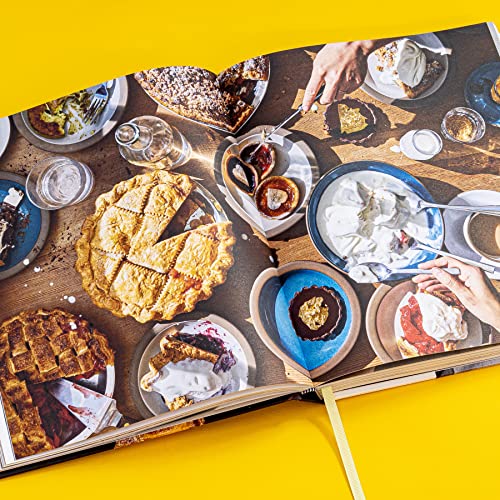 Tartine: Revised Edition: A Classic Revisited: 68 All-New Recipes + 55 Updated Favorites