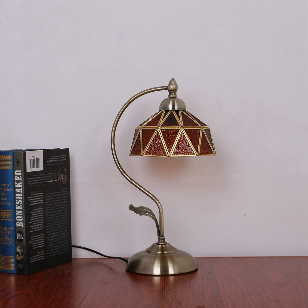 DOnhek Tiffany Retro Style Stained Glass Table L Tiffany Style Classical Lamp Retro Bedside American Desktop Study Brass Decoration Personality Glass Table Lamp (Coffee Color)