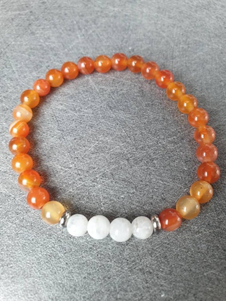 LKBEADS Natural Carnelian & Moonstone 6mm rondelle smooth 7inch Semi-Precious Gemstones Beaded Bracelets for Men Women Healing Crystal Stretch Beaded Bracelet Unisex