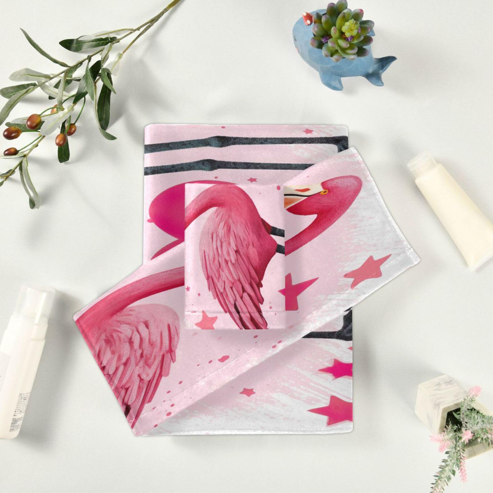 Flradish Pink Flamingos Lovers Towels 3 Pack Bath Towels for Bathroom Set Soft Cotton Highly Absorbent Lightweight & Quickdry Towel Set 1 Bath Towel,1 Hand Towel,1 Washclothe