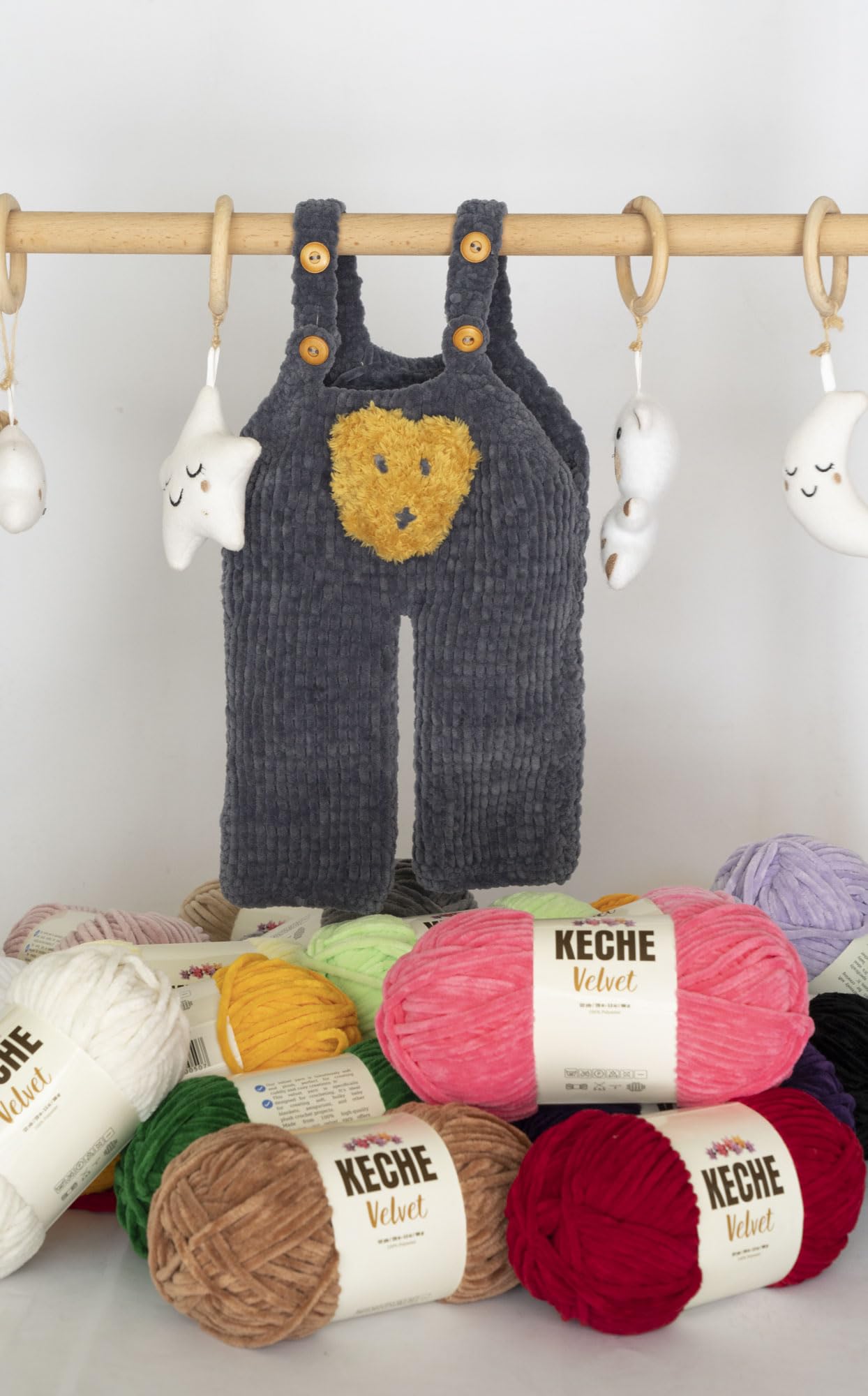 Keche Velvet Yarn for Crocheting, Soft Chenille Bulky Baby Blanket Amigurumi Yarn 2x100 gr (2x132 yds) (2 Skeins) (Powder)