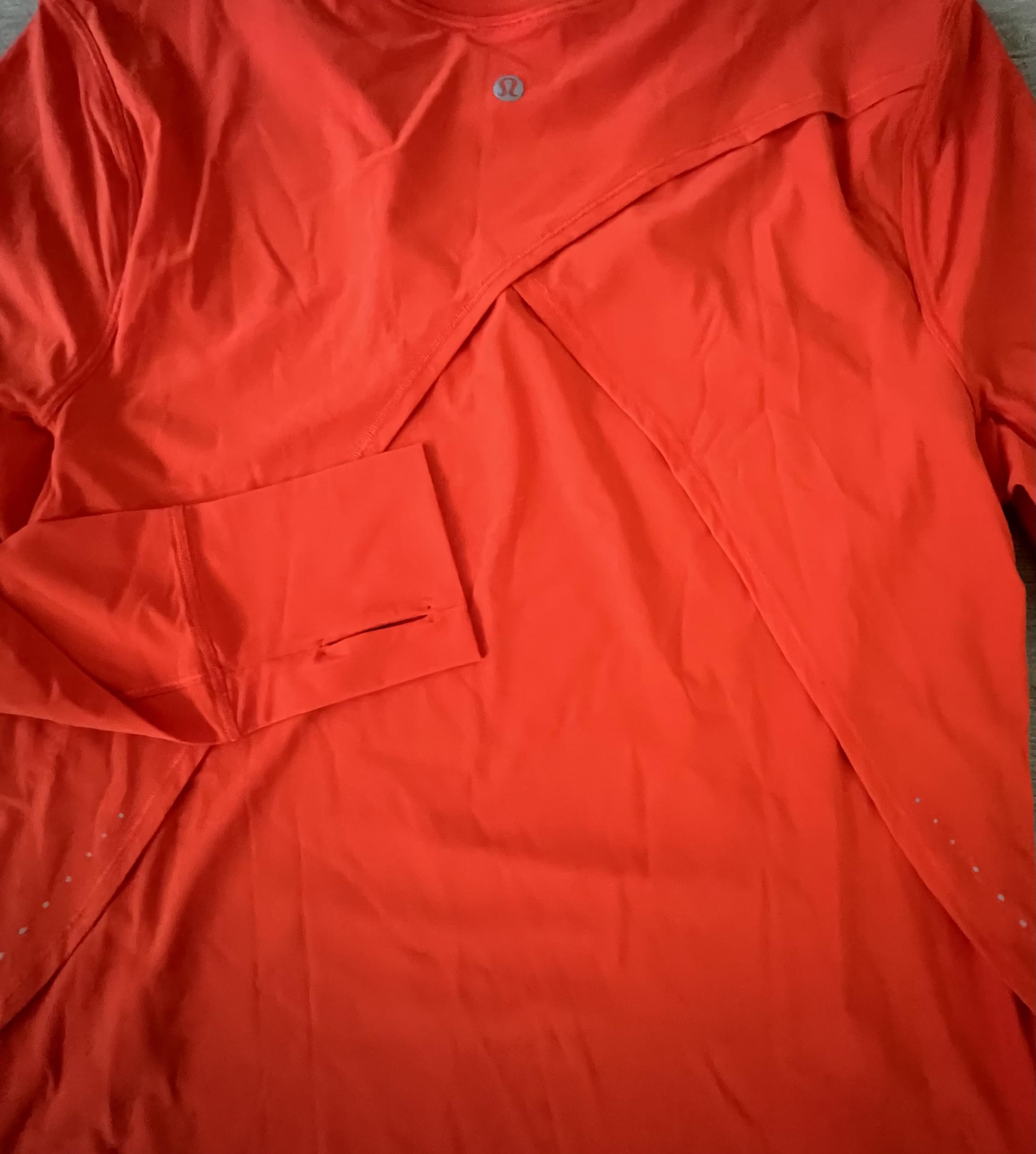 lululemon Womens UV Protection Folds Over Running Long Sleeve Shirt Slim Fit Size 8 Top Orange SLRO