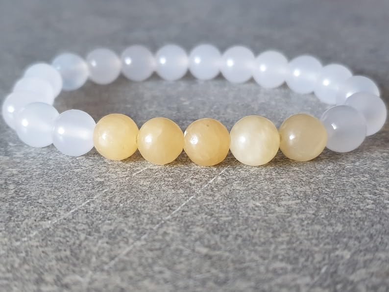 LKBEADS Natural White Agate & Yellow Jade 8mm rondelle smooth 7inch Semi-Precious Gemstones Beaded Bracelets for Men Women Healing Crystal Stretch Beaded Bracelet Unisex