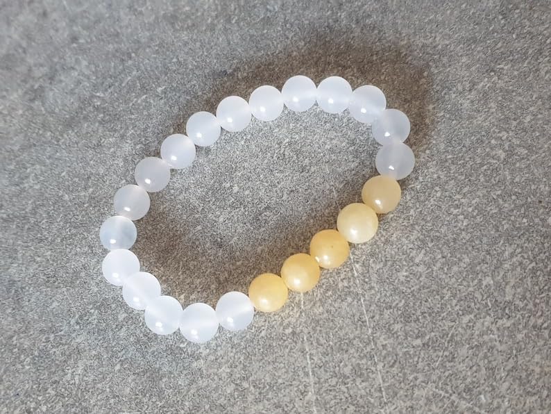 LKBEADS Natural White Agate & Yellow Jade 8mm rondelle smooth 7inch Semi-Precious Gemstones Beaded Bracelets for Men Women Healing Crystal Stretch Beaded Bracelet Unisex