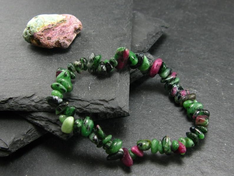 LKBEADS Natural Ruby in Zoisite 4-5mm nugget smooth 7inch Semi-Precious Gemstones Beaded Bracelets for Men Women Healing Crystal Stretch Beaded Bracelet Unisex