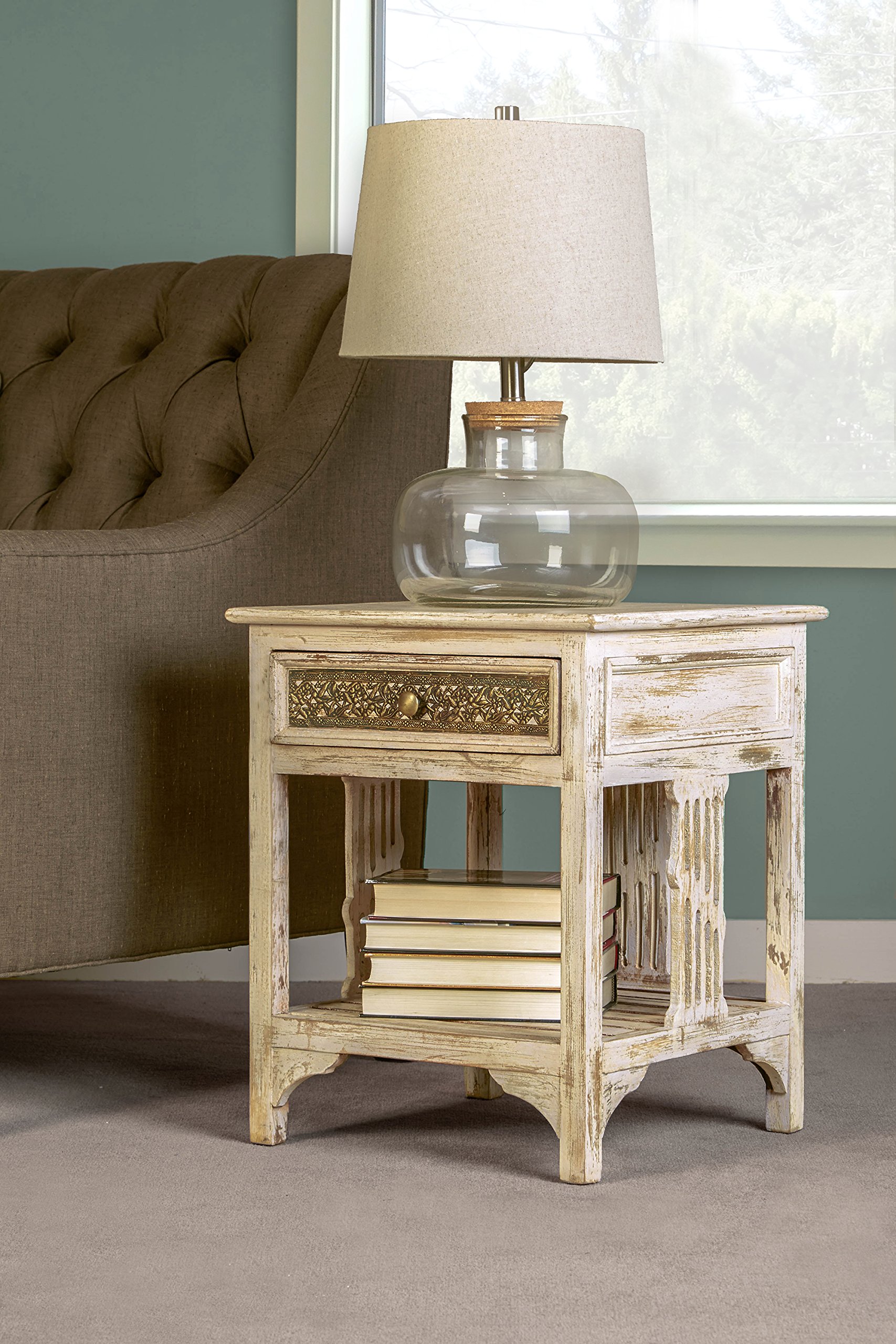 Hillsdale Furniture Hillsdale Balin Accent Table, 18", Distressed Whitewash Finish
