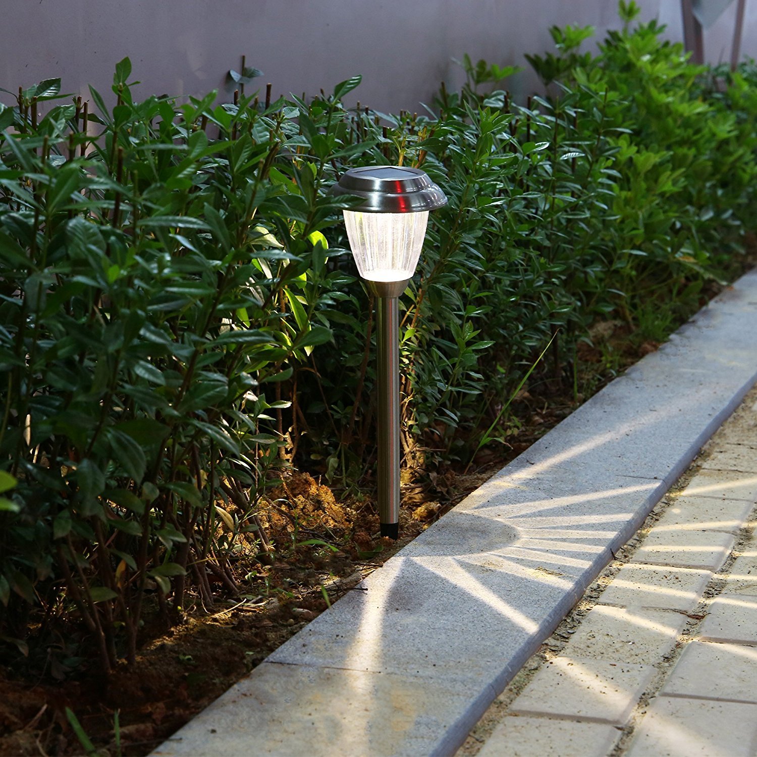 voona Solar LED Outdoor Lights 8-Pack Stainless Steel Pathway Landscape Lights for Outdoor Path Patio Yard Deck Driveway and Garden, (Silver)