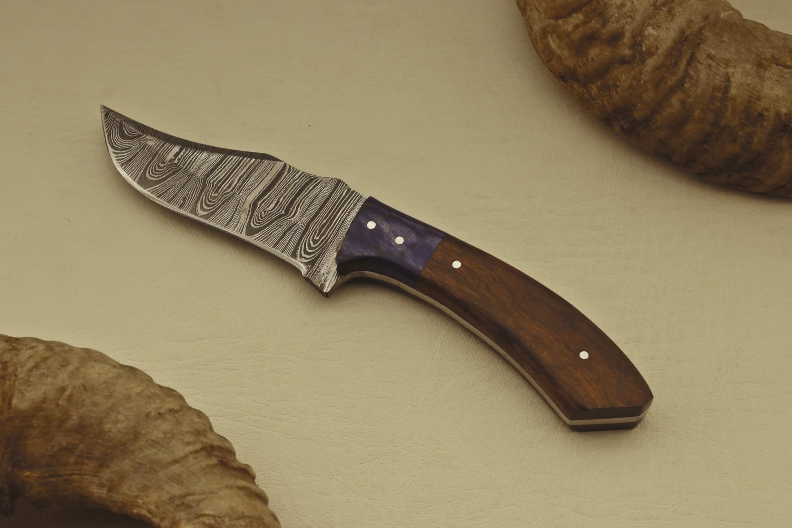 Custom Handmade Full Tang Damascus Steel Hunting Camping Skinner Knife - Wood Handle | Sheath | EDC