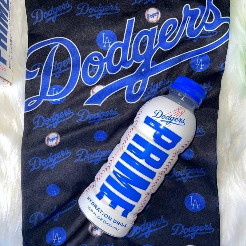 Prime Hydration Drink, LA Dodgers 16.9 oz, 2 bottles