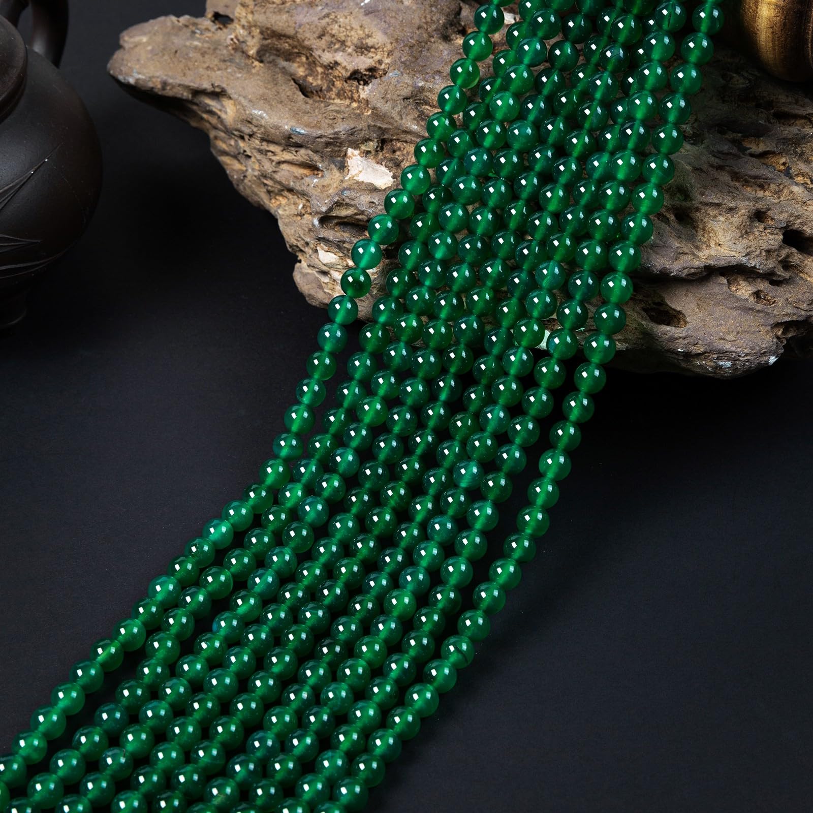 MIRGREE 120pcs 8mm Natural Gemstone Round Smooth Spacer Loose Stone Beads for Jewelry Making,Link Bracelets,Necklaces,Strand with Crystal Stretch Cord Spacer Beads (Green Agate)