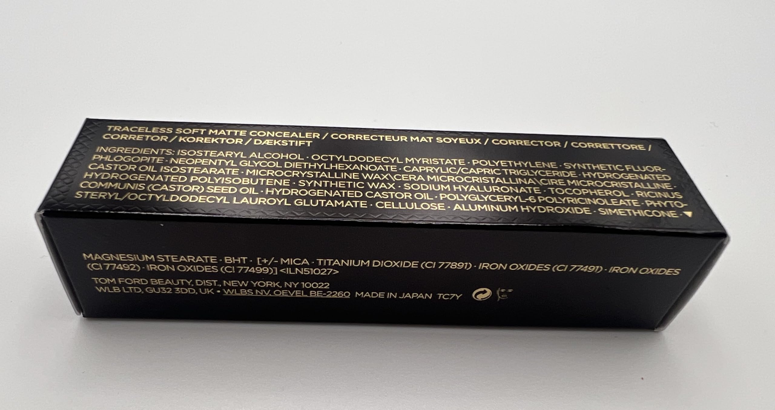 TOM FORD Traceless Soft Matte Concealer - 0C0 Bare (fair skin with subtle pink undertones) - .12 oz / 3.5 g