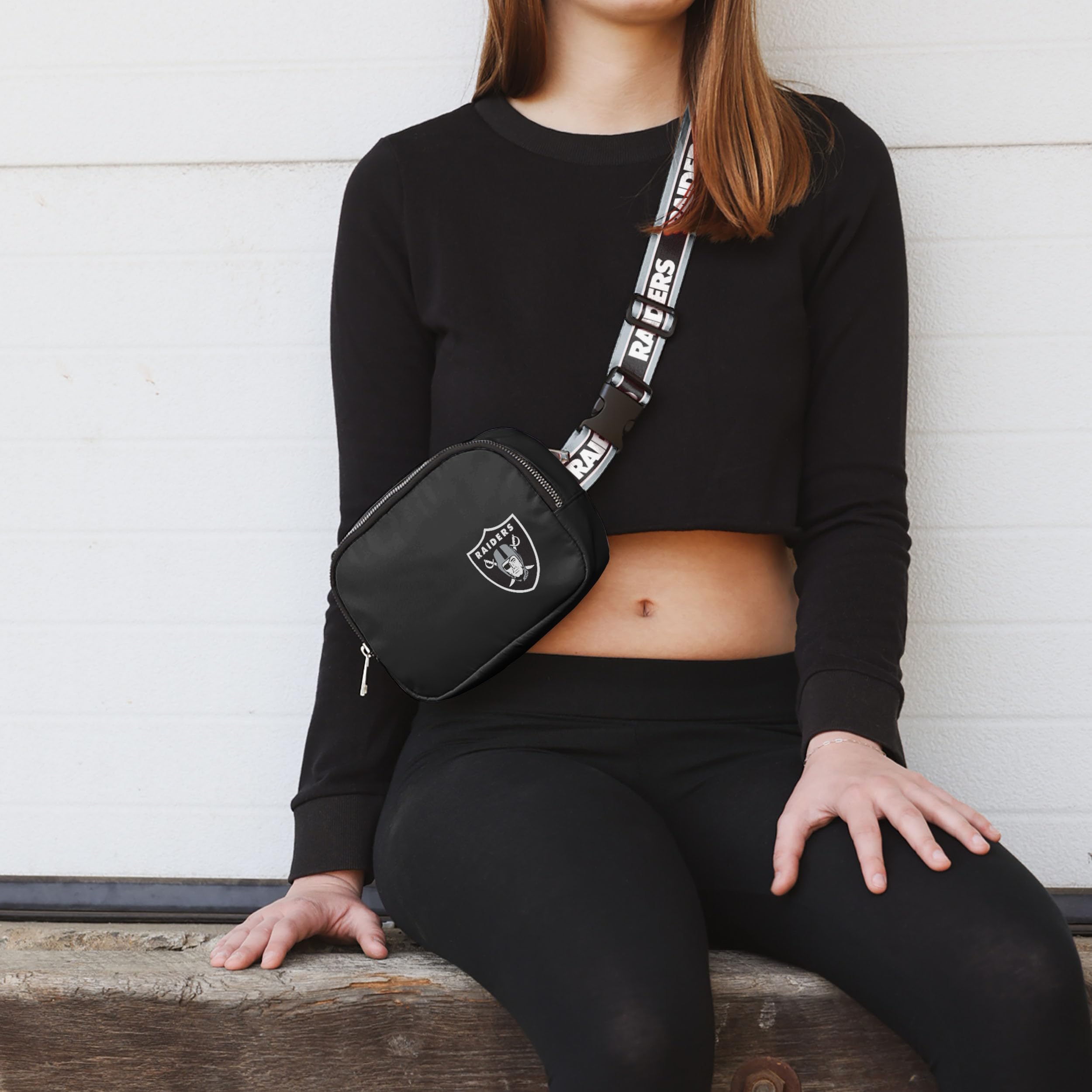 FOCO Las Vegas Raiders NFL Team Wordmark Crossbody Belt Bag