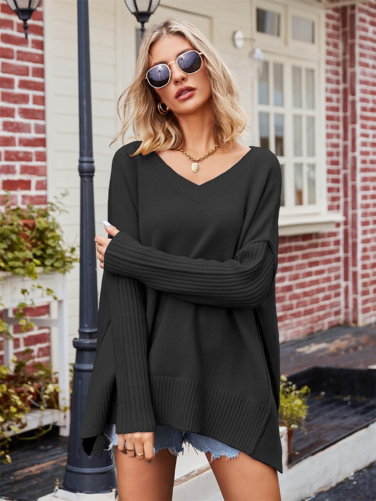 hathne Oversized V Neck Sweater for Women Casual Long Sleeve Side Split Hem Pullover Top 2024 Knit Tunic Jumper(M,Black)