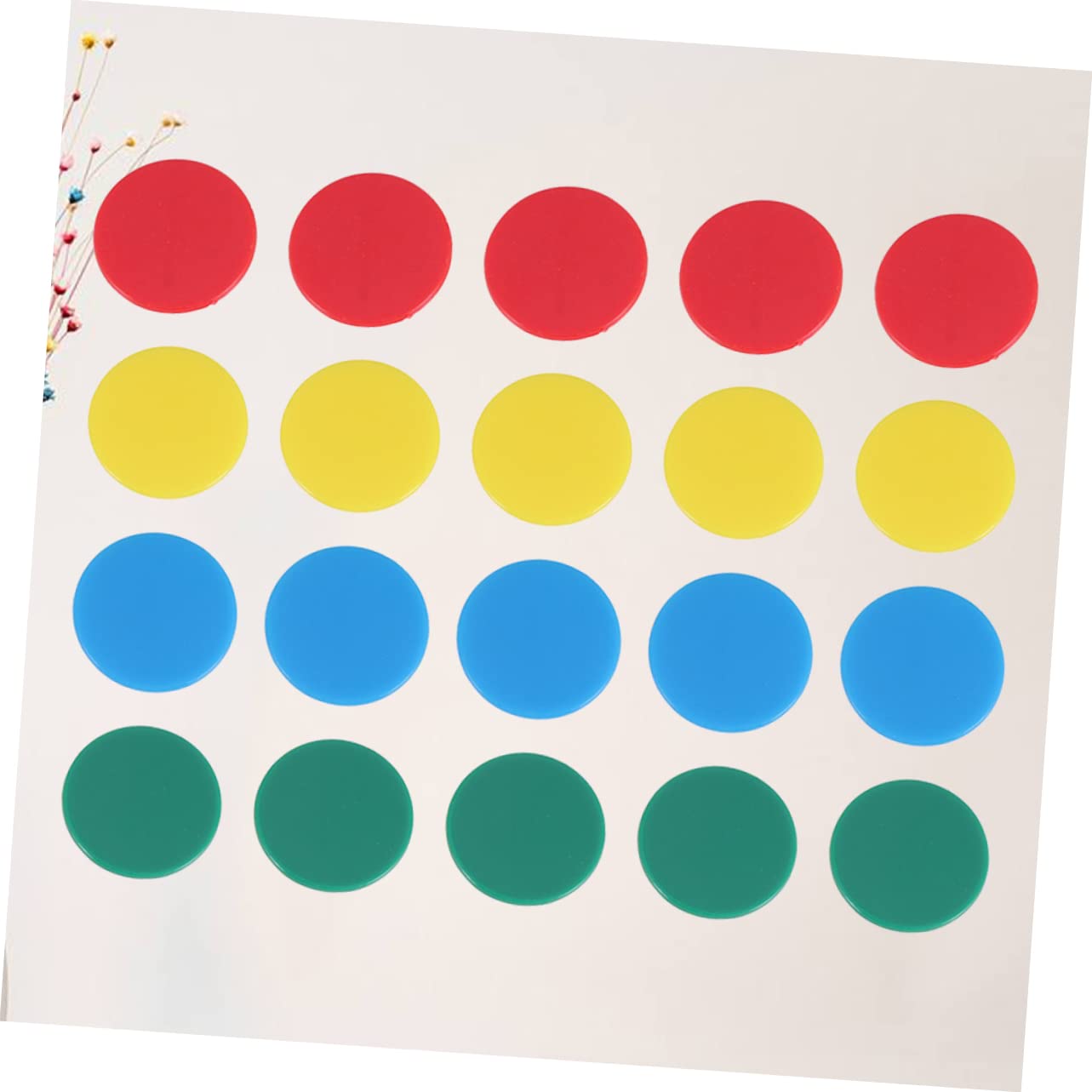 Gogogmee 100Pcs Colored Round Game Chips Acrylic Counting Chips for Bingo Board Games and Party Supplies