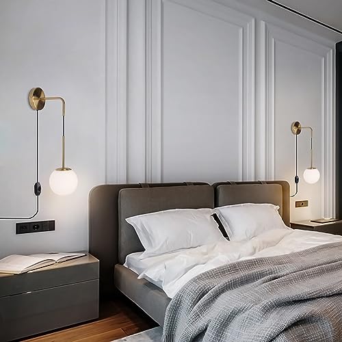 HuisMier Mid Century Globe Wall Sconce, Brushed Brass Plug in Wall Sconces with Dimmable Switch, Modern Glass Wall Light Fixture for Bedroom Living Room Corridor