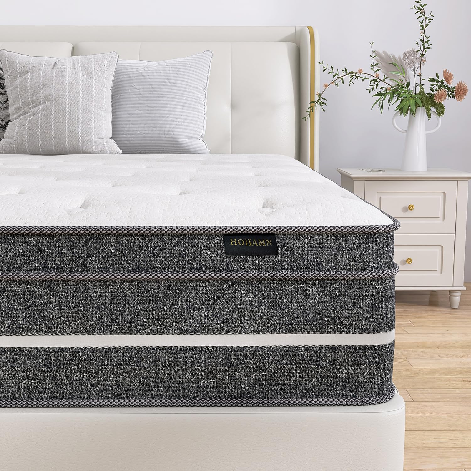 Hohamn Queen Size Mattress, 12 Inch Hybrid Mattress in a Box, Queen Mattress Foam and Individually Wrapped Pocket Coils, Soft and Breathable, Pressure Relief, Strong Edge Support, Medium Firm