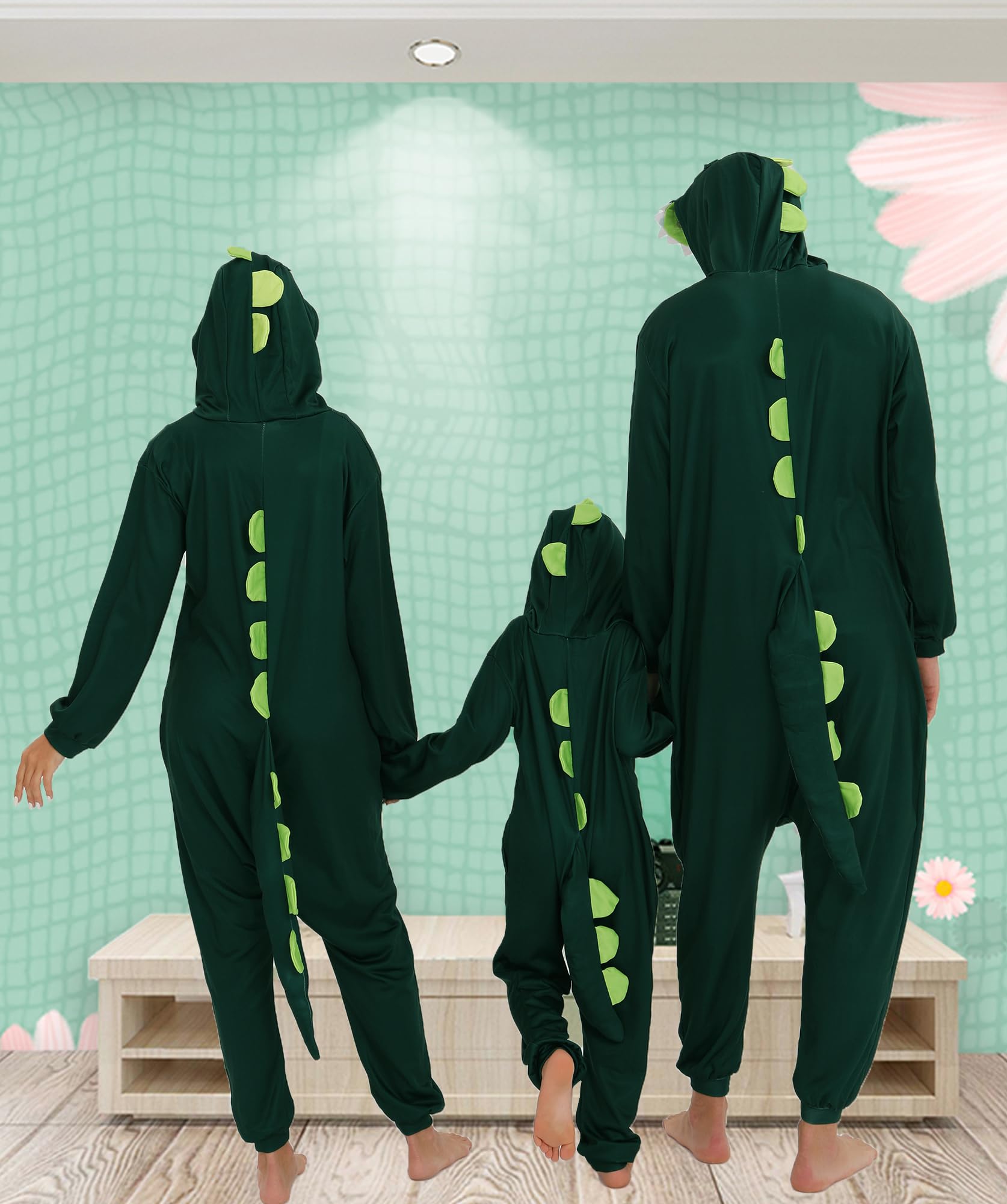 YEAXLUD Halloween Family Pajamas Set for Adult Women Men Skeleton Matching Spooky Pjs for Couples Pajama