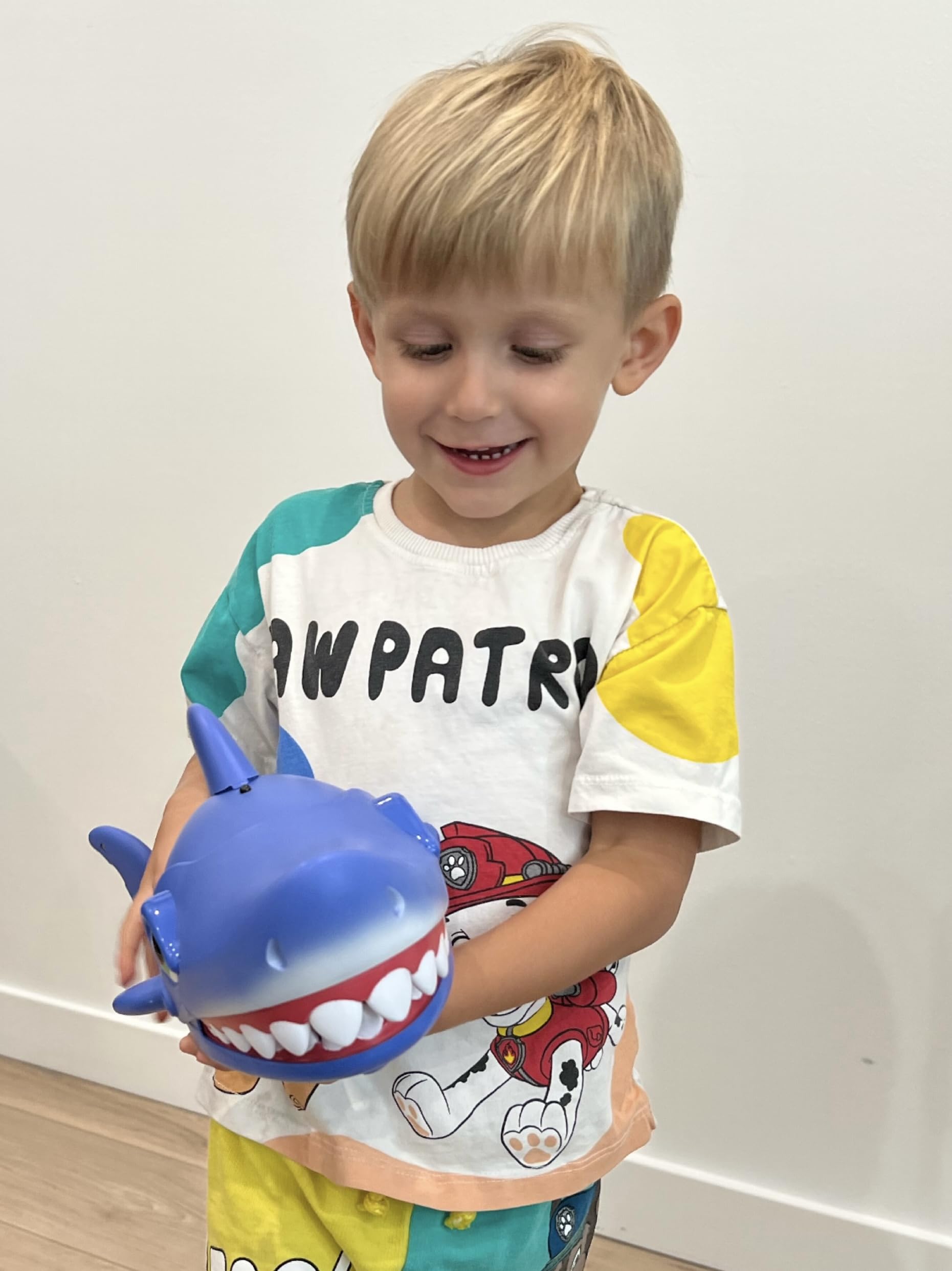 KIDDITOY Remote Control Shark Toy for Kids 3+ - Rechargeable RC Shark Robot with Realistic Biting Action, Interactive Gifts for Boys Ages 3-12, Stocking Stuffers, Birthday Gifts