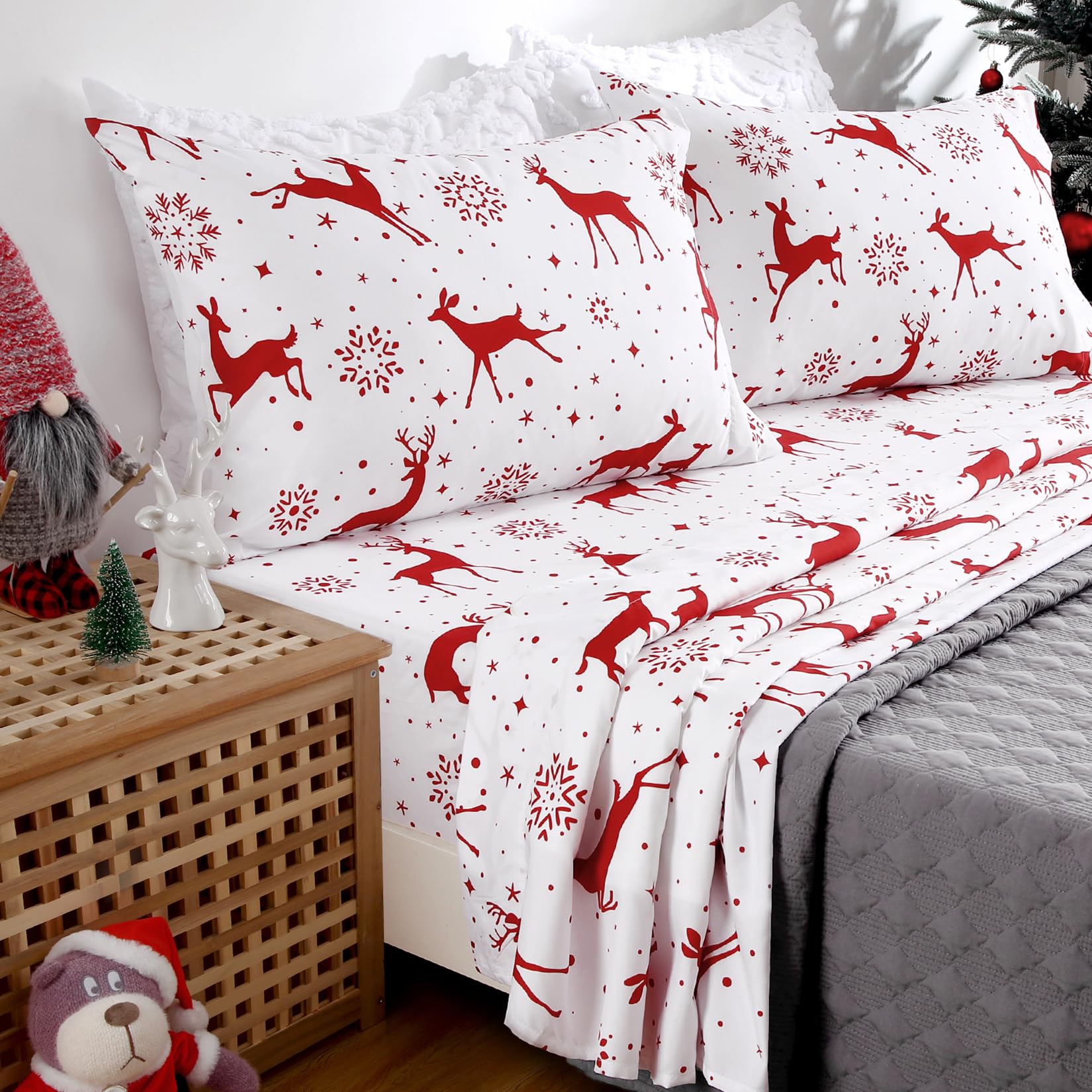CAROMIO Christmas Sheets Twin, Soft Brushed Microfiber Bed Sheet Set, 16 Inches Deep Pocket Fitted Sheet Winter Holiday Sheets Set (Red Reindeer, Twin)
