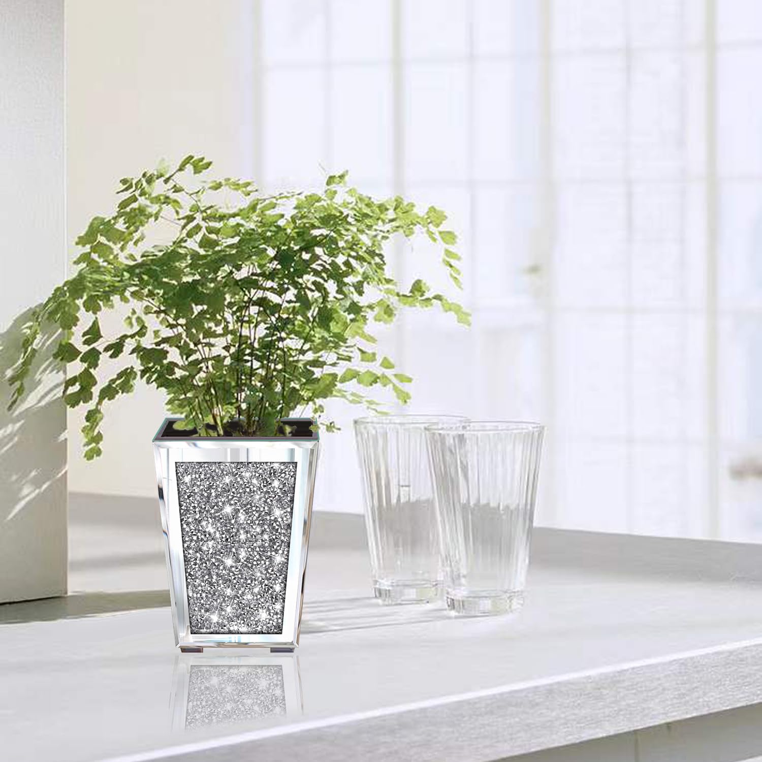 Meetart Crushed Diamond Mirrored Planter, Crystal Silver Glass Decorative Mirror Luxury Flower Pot ,with Drainage Hole and Tray for All House Plants, Succulents, Flowers, and Cactus.