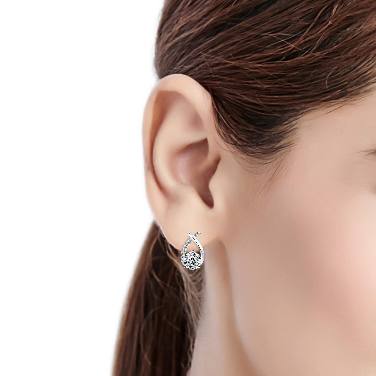 Tunzug 2-2.4 CT Moissanite Earrings 925 Sterling Silver 18K Gold Plated Friction Flat Base D Color VVS1 Lab Imitation Diamond Studs Minimalist Mermaid Tail Earrings for Women