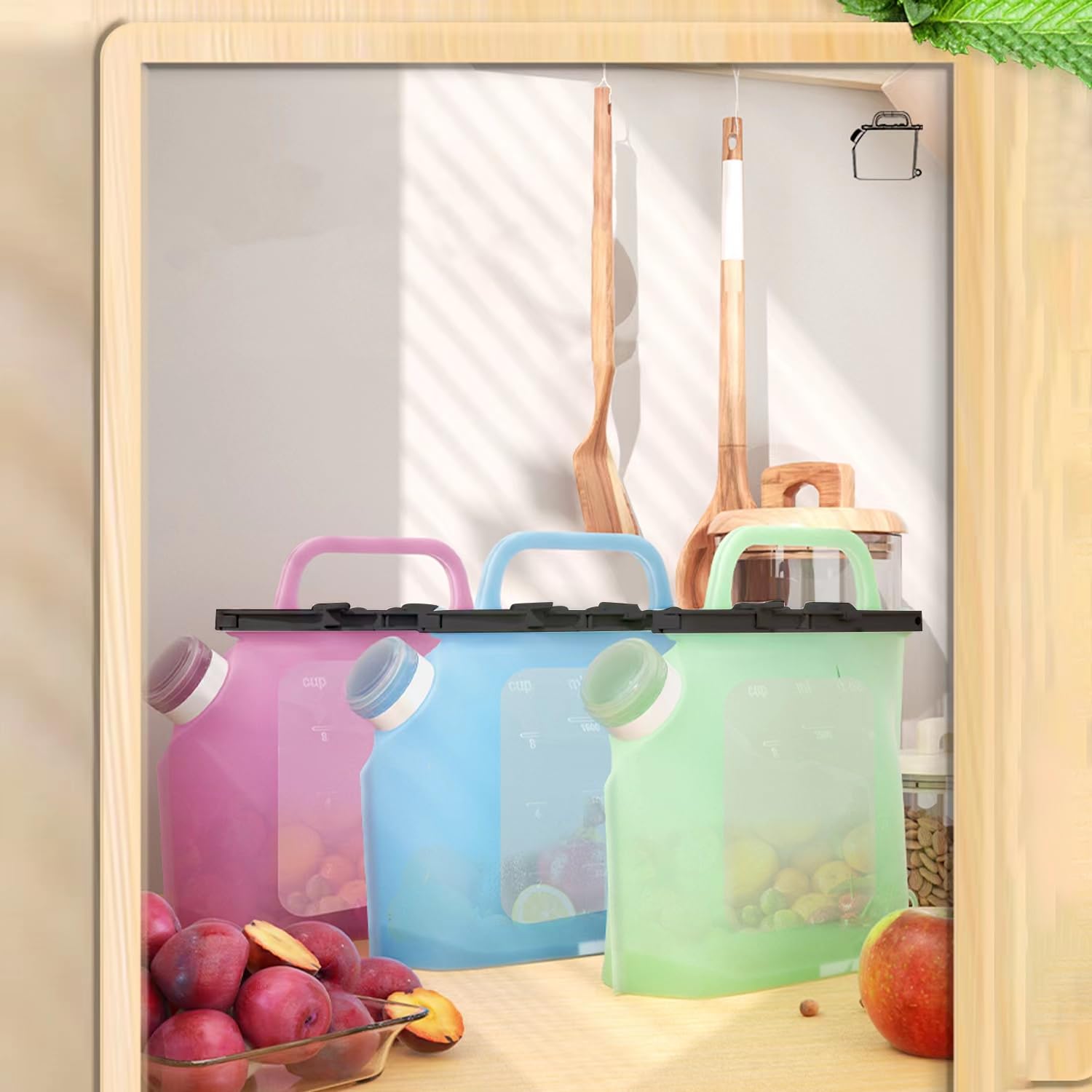 Reusable Silicone Food Storage Bag,100% BPA Free Retain Freshness Containers with Snap Fastener and Portable Hook,Sealing and High-Temperature Resistance for Grain, Fruit, Liquid