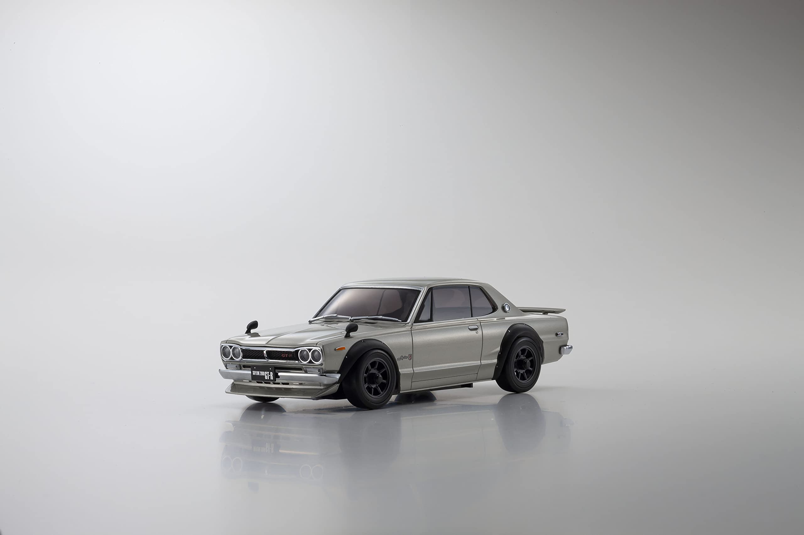 Kyosho MA-020 AWD Mini-Z Sports ReadySet w/Nissan Skyline 2000GT-R (KPGC10) Body
