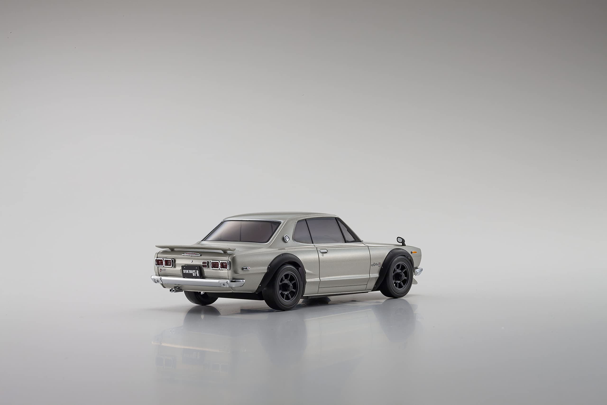 Kyosho MA-020 AWD Mini-Z Sports ReadySet w/Nissan Skyline 2000GT-R (KPGC10) Body