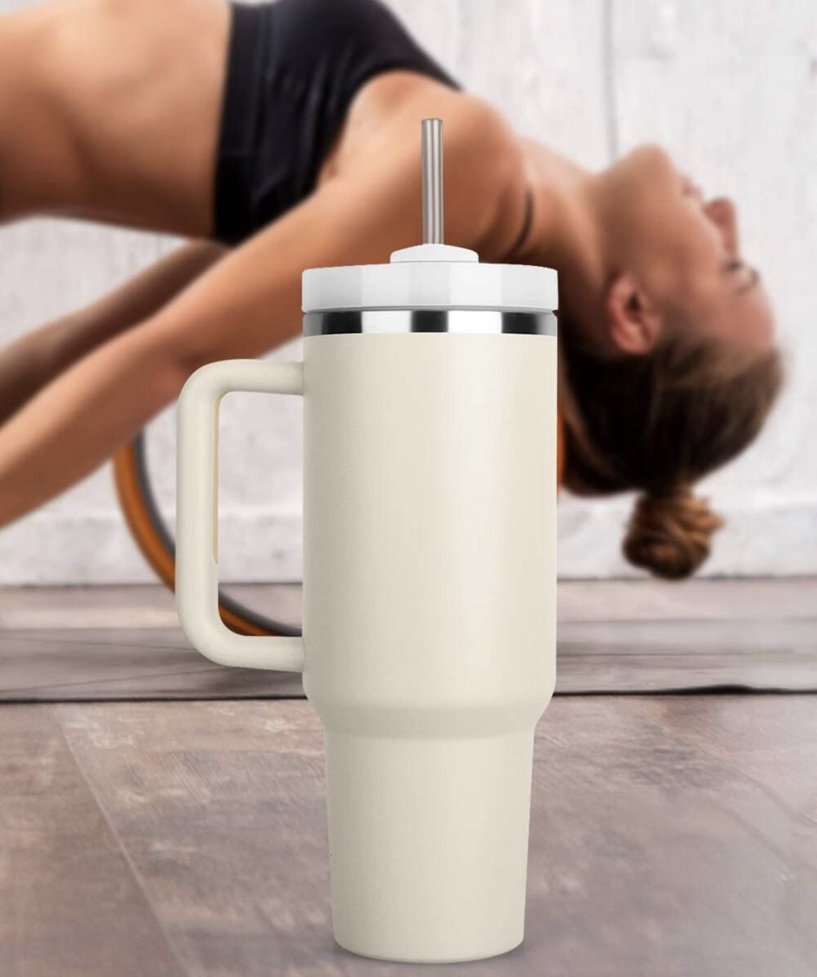 Budget Friendly Quencher Stainless Steel Reusable Vacuum Insulated 40 oz Tumbler with Leak Resistant Lid, Handle and Straw for Water, Iced Tea or Coffee… (Rose Quartz)