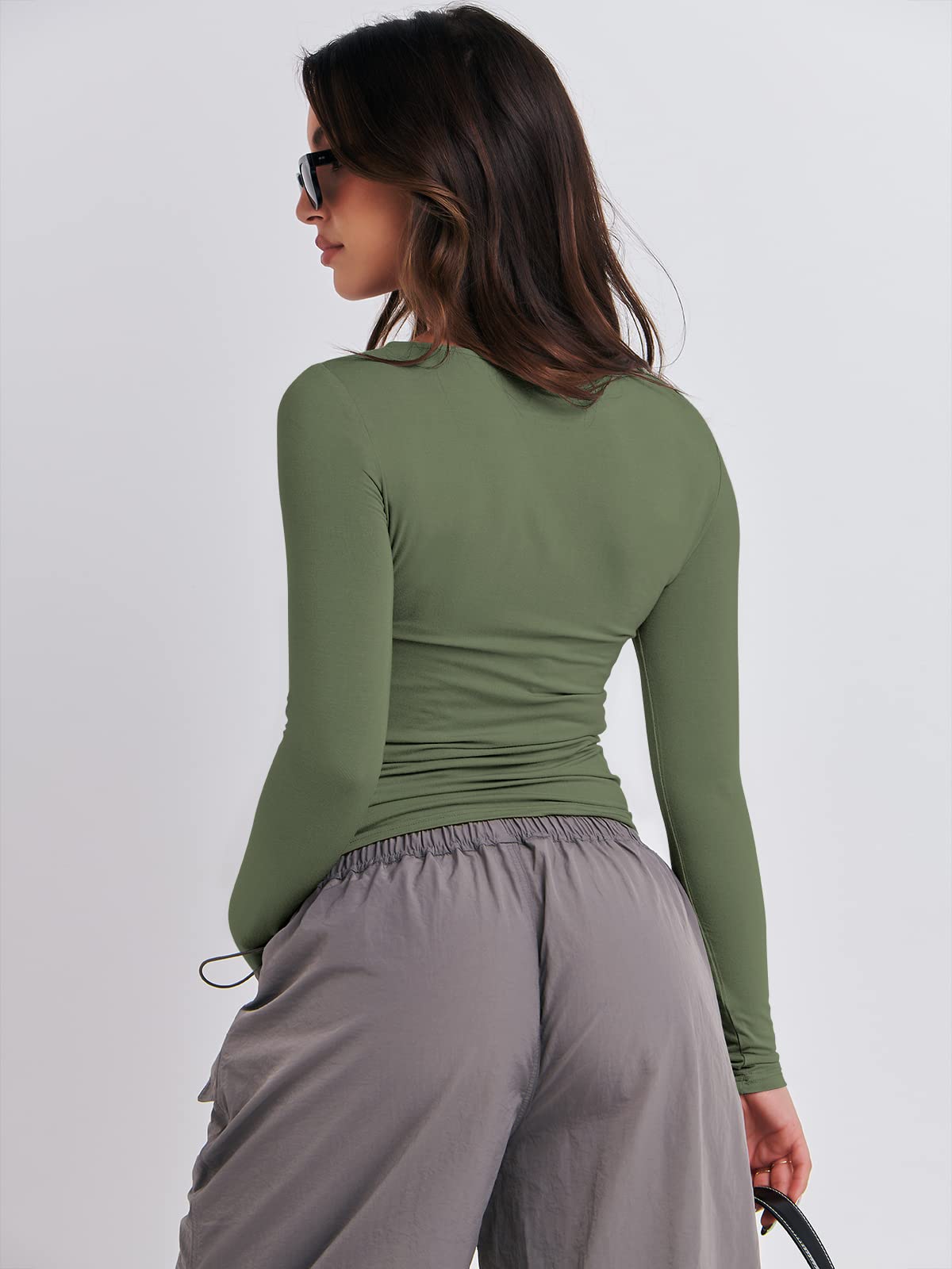 ANRABESS Women’s Long Sleeve Shirts Tight Fitted Going Out Crop Tops Crewneck Basic Tee Y2k Outfits Teens Girls Clothes Army Green S